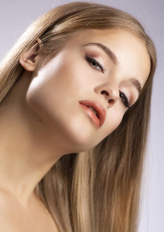 Galeria – EVA Perfect Make Up